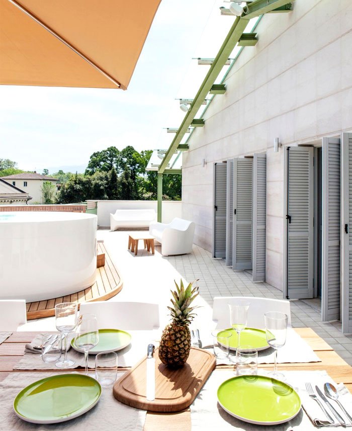 Sophisticated Italian Apartment Designed By Studiovo - InteriorZine