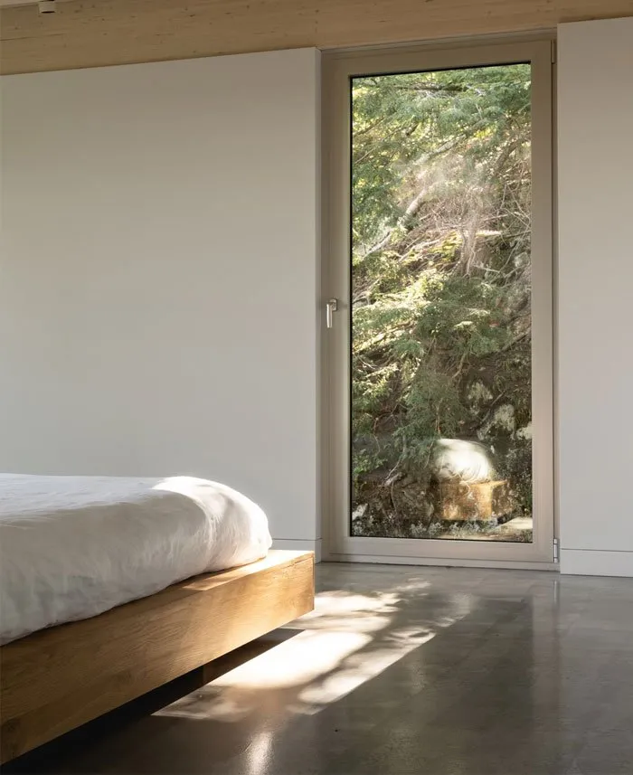 Forest House by Natalie Dionne Architecture - InteriorZine