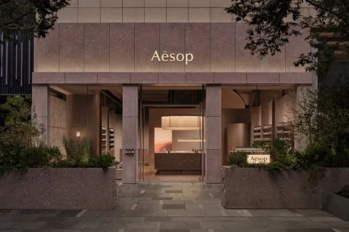 Bridging Nature and Design: Aesop Hangzhou by Atelier Suasua - InteriorZine