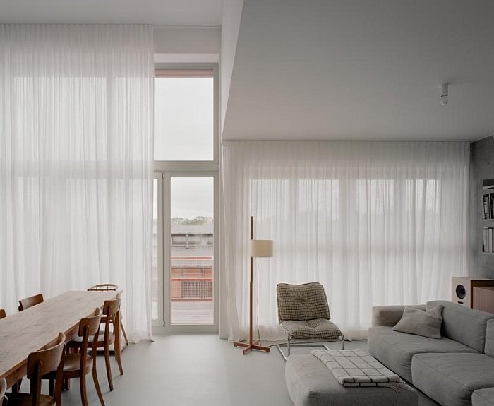 Timeless Simplicity: A Modern Take on Mid-Century Design - InteriorZine