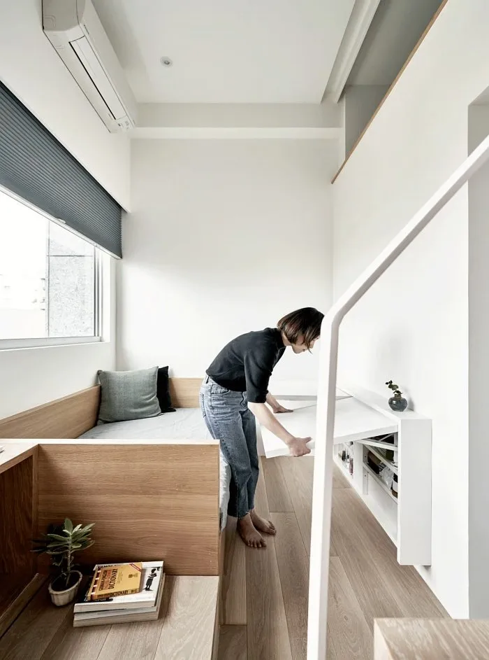 Cozy Very Small Studio Apartment with a Clever Layout - InteriorZine
